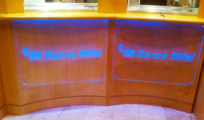 Especiales - STEELSIGNS